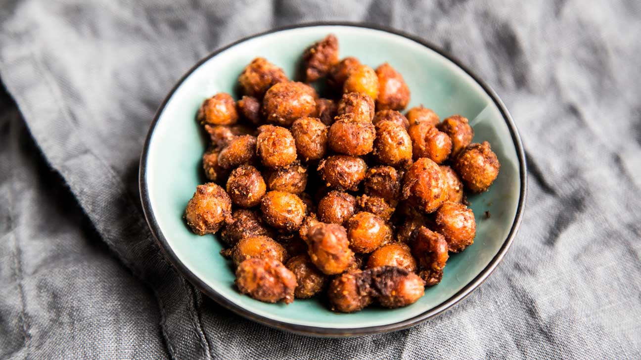 33 Simple and Healthy Snacks for Work