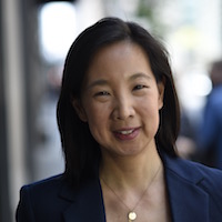 8 Ways to Take Control of Post-40s Weight Gain