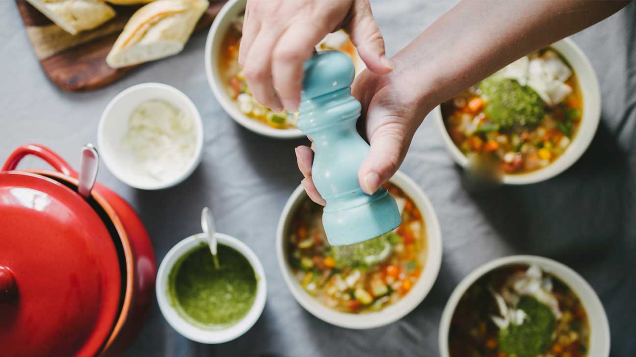 14 Healthy Soups from Around the Globe